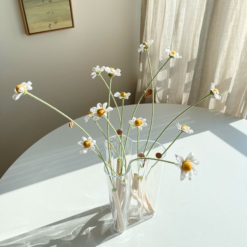 Wetnose - Daisy Cat Wand | CreatureLand.